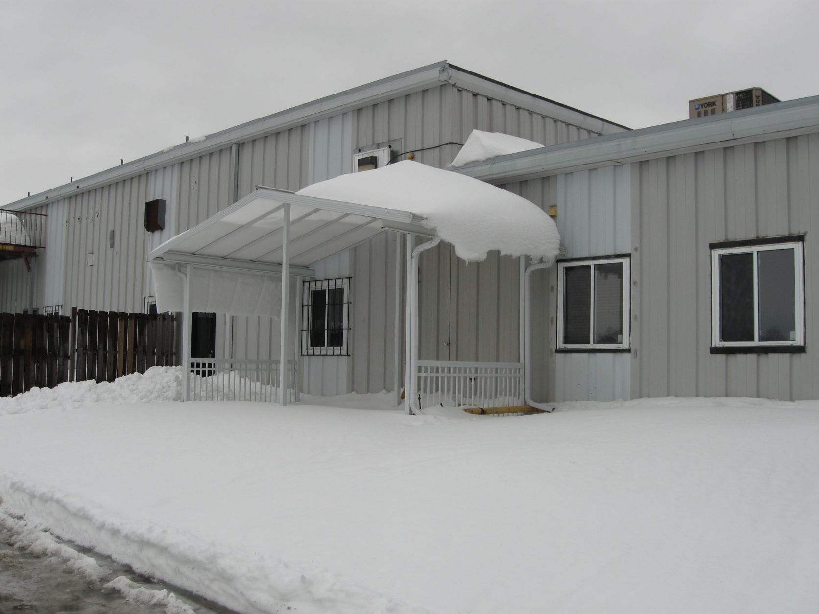 Acrylic roof | Acrylic roof panels By Parkland Sunrooms